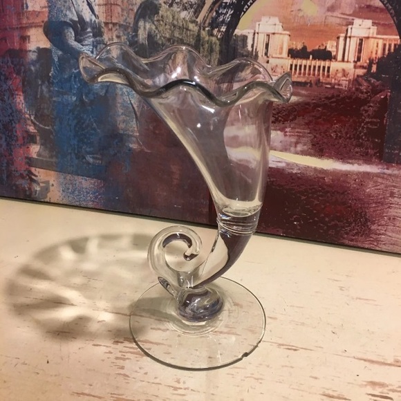 Accessories | Vintage Cornucopia Art Glass Vase | Poshmark